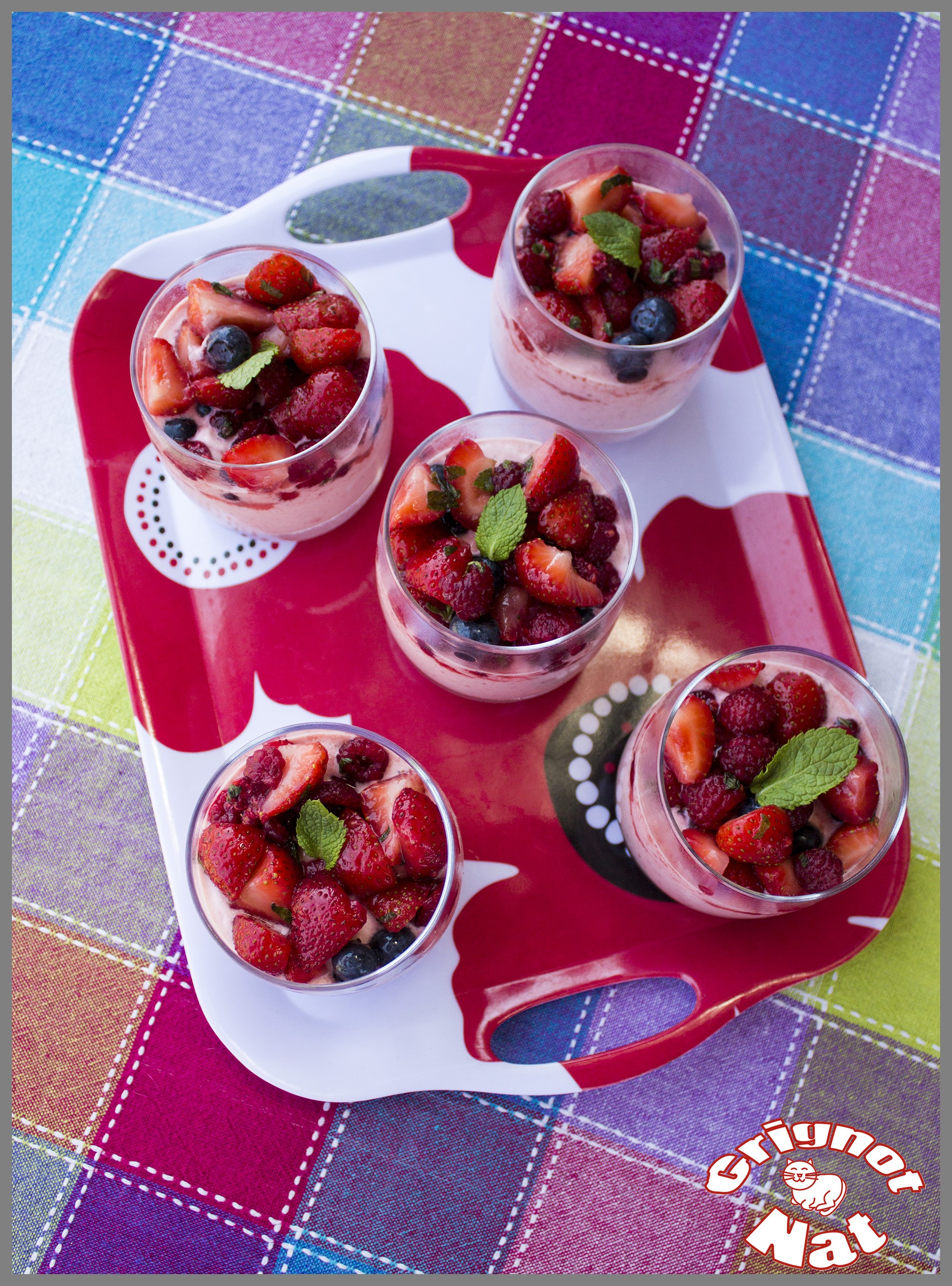 Verrines de mousse aux fruits rouges - Grignot-Nat